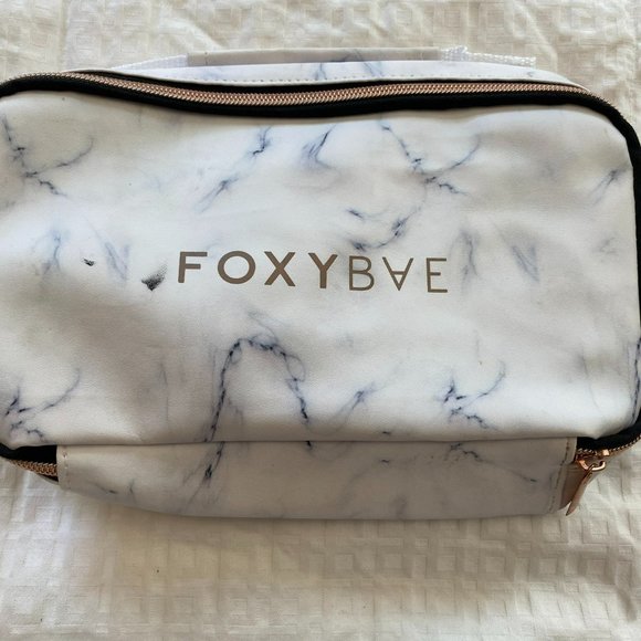 foxybae | Bags | 3 Choose Any 3 Items Marked 310 Foxy Bae Travel Case ...